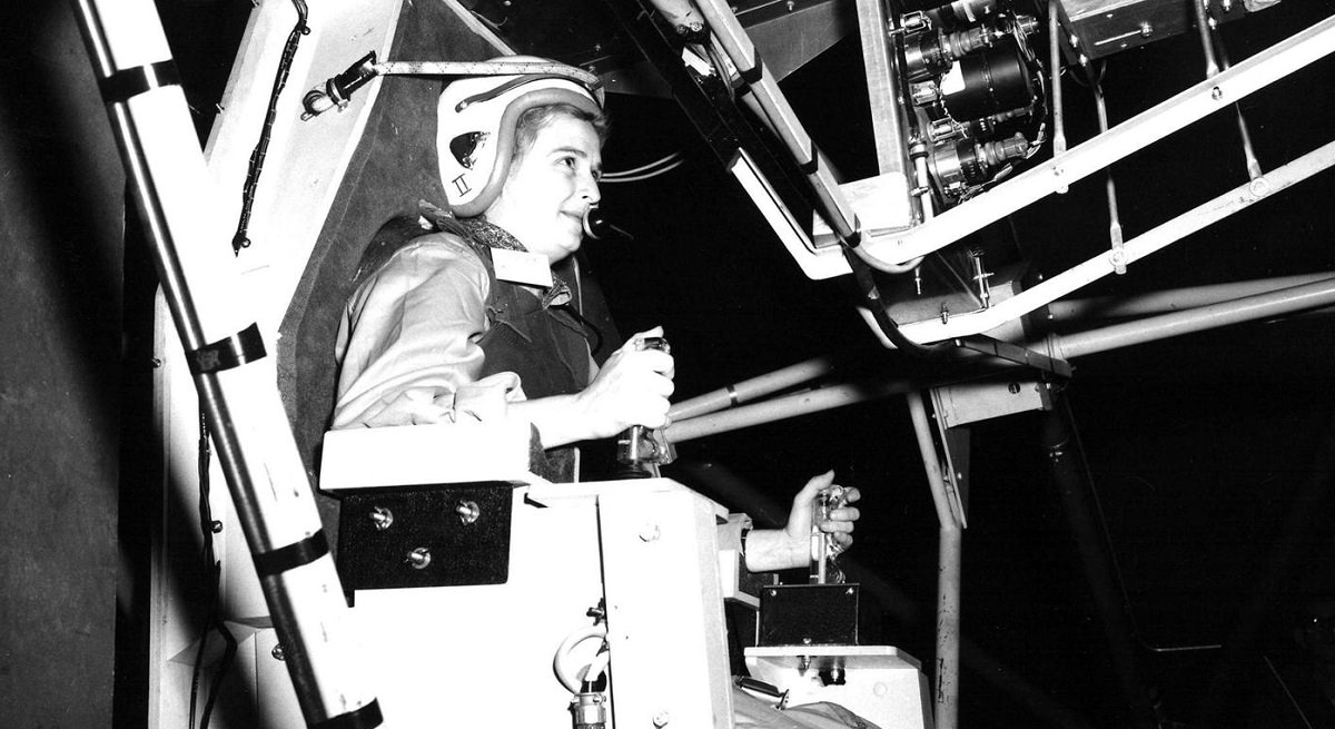 Jerrie Cobb: Breaking Barriers Above the Skies – Life Story and Photos ...
